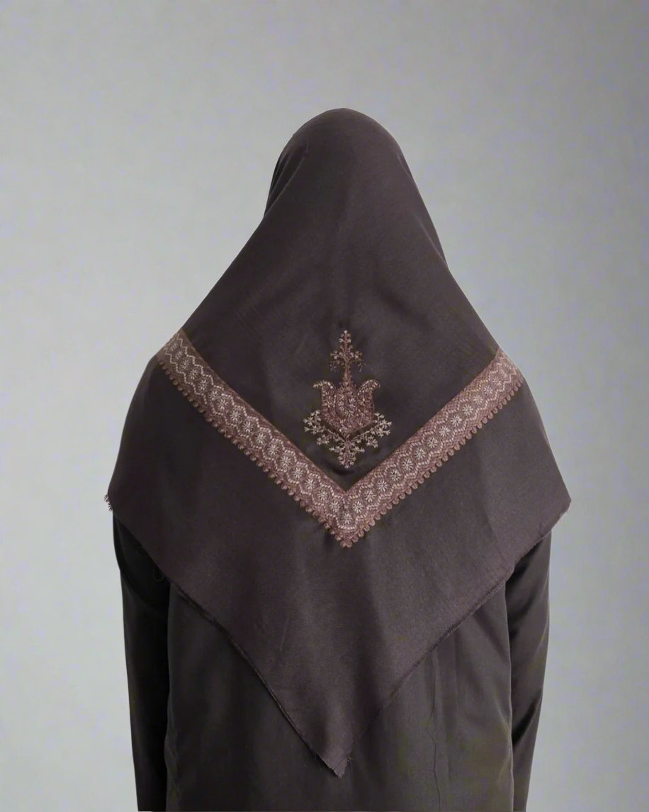 Premium Yemeni Shemaghs | Embroidered Arab Scarves – Mezyan