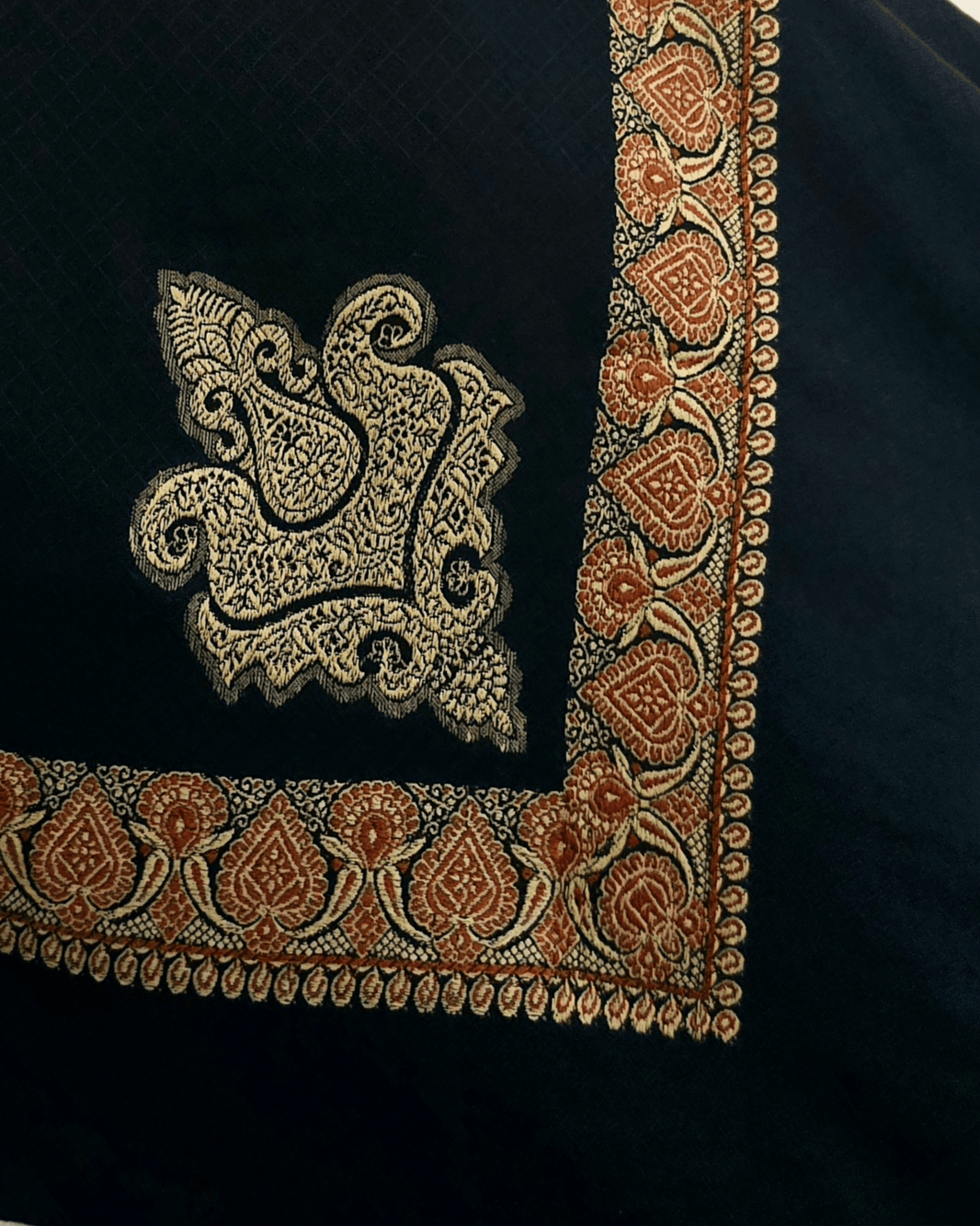 Mezyan UK | Premium Islamic Clothing, Thobes, Shemaghs